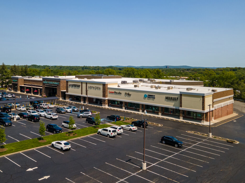 Ten Things We Love About Van Riper Plaza - The Rockland County Moms