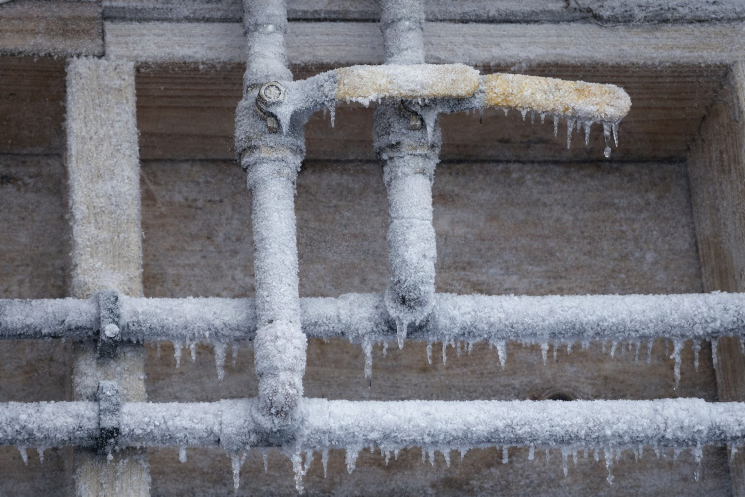 The Complete Guide to Burst Pipes for Homeowners - Stamford Moms