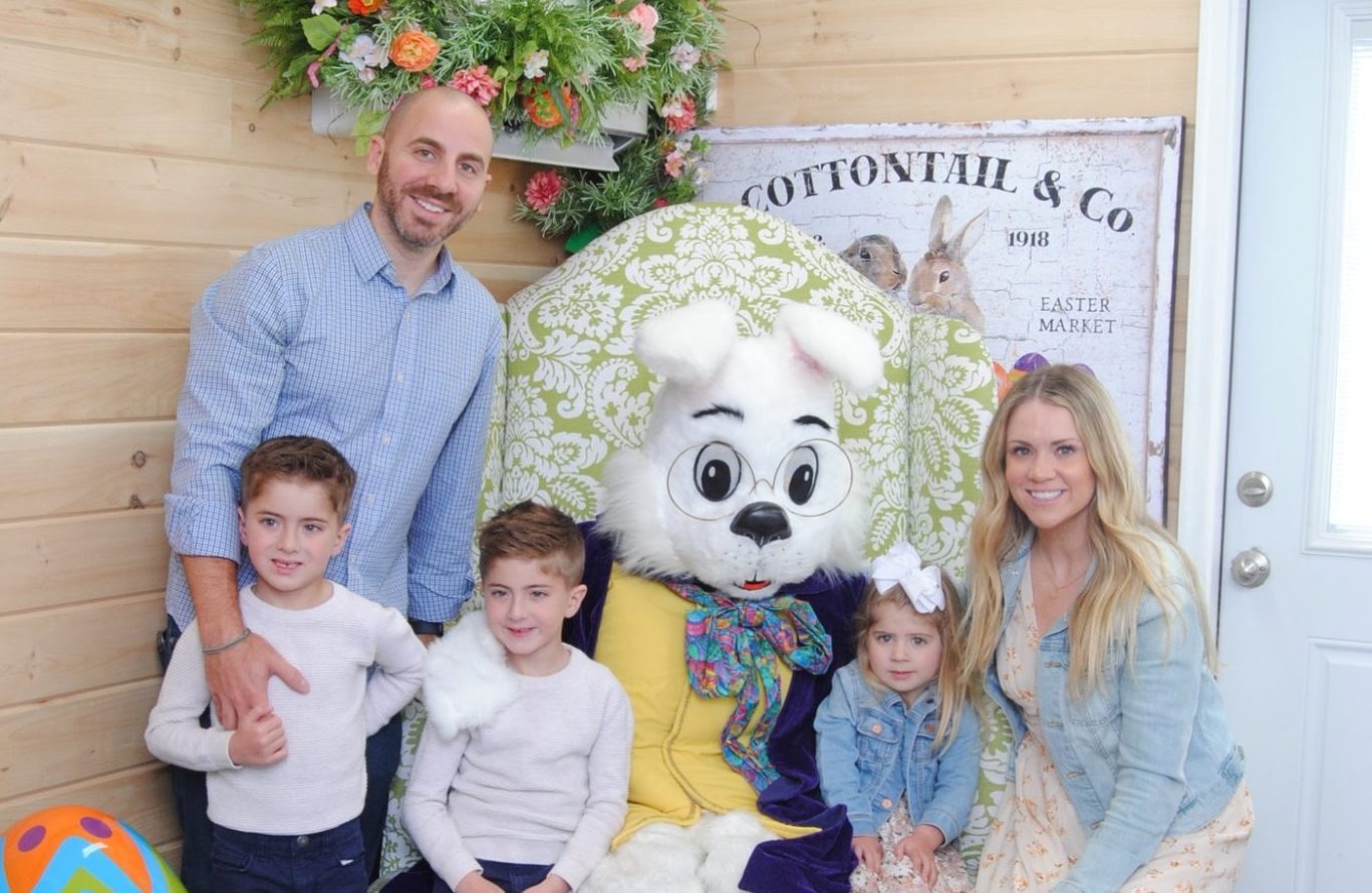 The Easter Bunny at Cross County Center! - Sound Shore Moms of Westchester